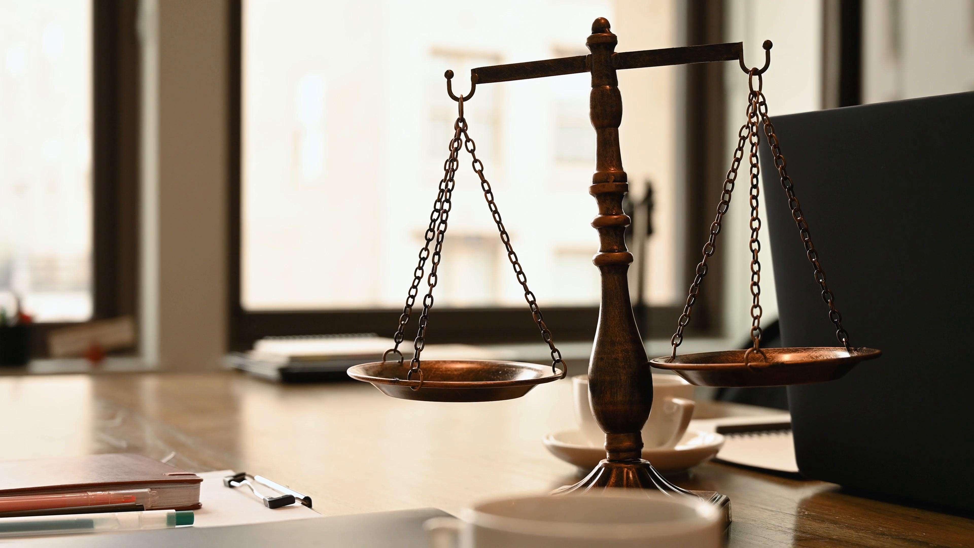 Create your law firm's private international law app | No-Code App ...